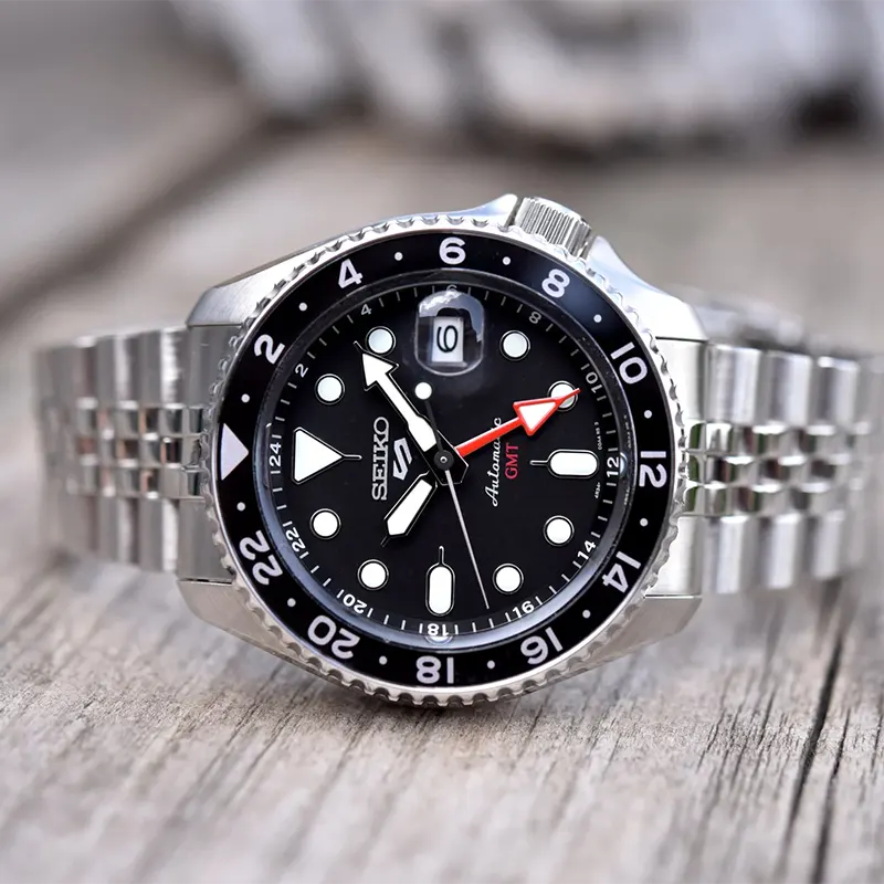 Seiko 5 Sports GMT Black Grape Dial Men’s Watch | SSK001K1